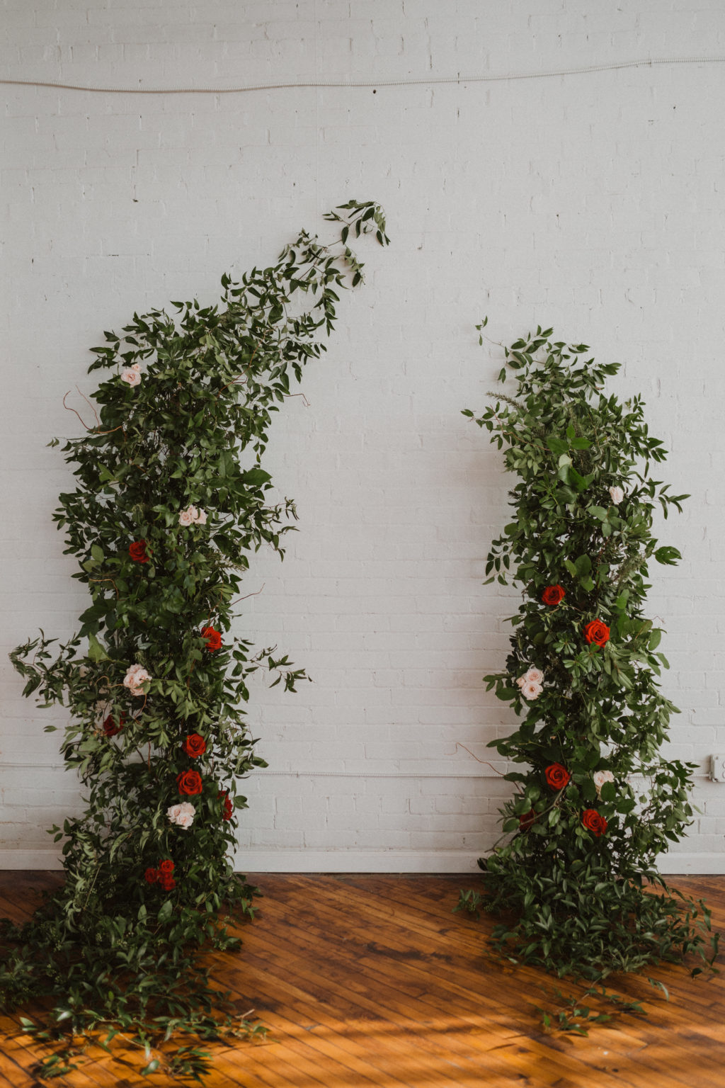 Choosing Your Ceremony "Arch" And The Alternatives - kraftandcompany.com