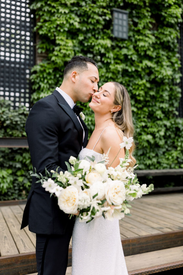 Real Wedding | Amanda + Luis - kraftandcompany.com
